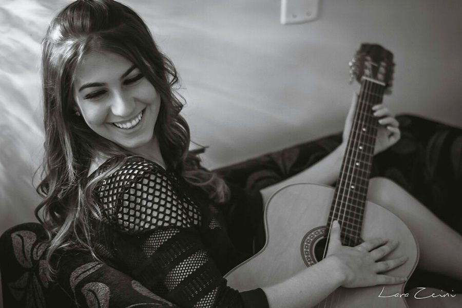 Dona do sucesso "Salto 21", cantora Bia Lopes de Bauru faz show de ...